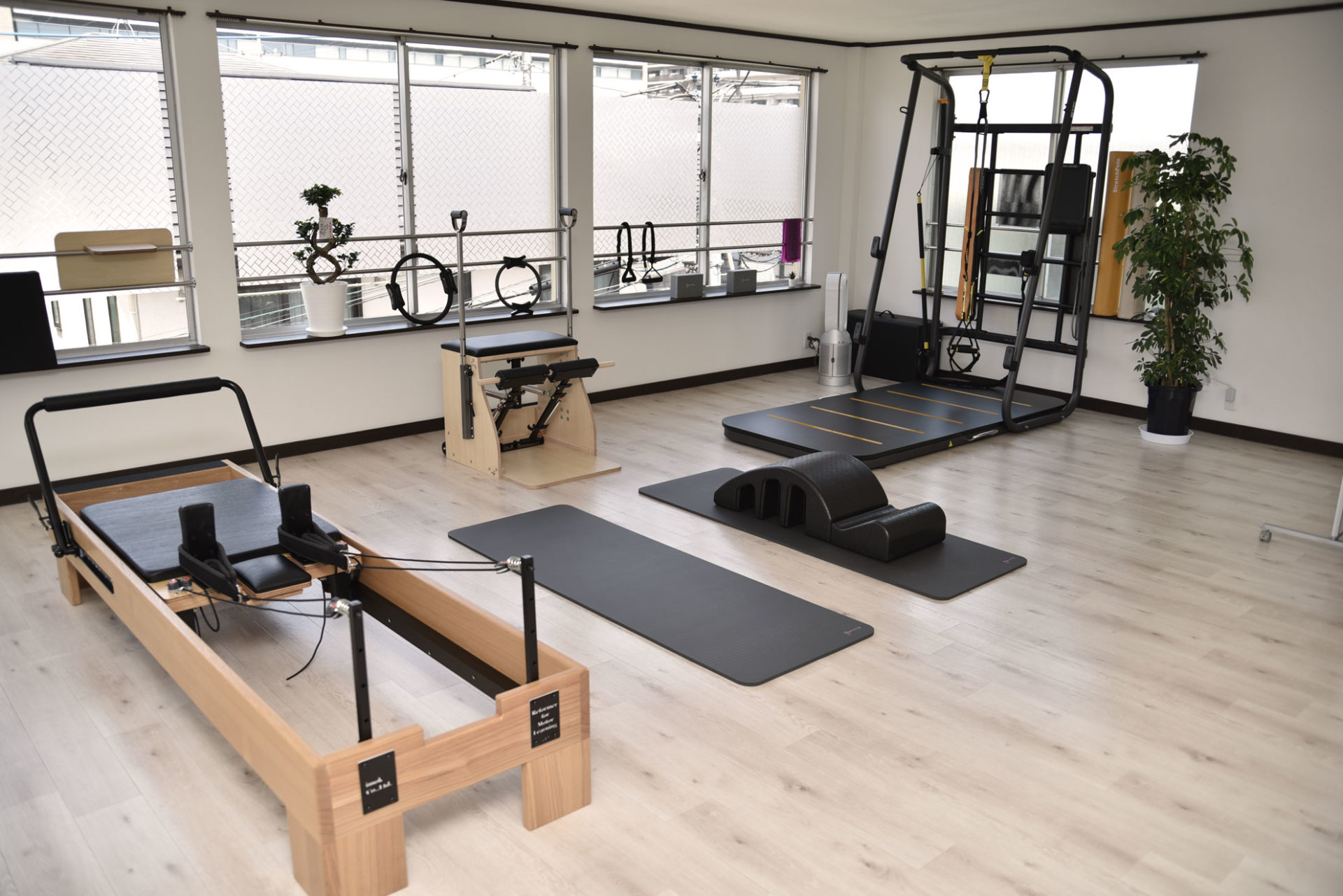 TOP - さいたま新都心・与野のパーソナルジム Re- Private Studio